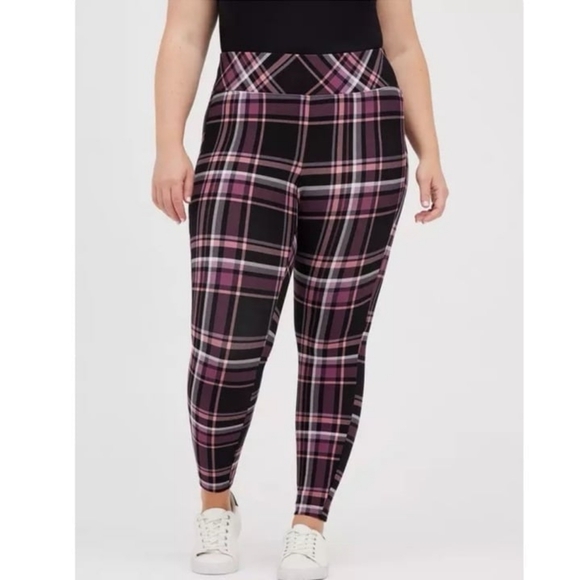 torrid | Pants & Jumpsuits | Torrid Pink Black Plaid Ponte Pixie Pants ...
